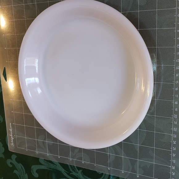 Pyrex | Kitchen | Fire King 9in Pie Plate Peach Lustre Ware | Poshmark